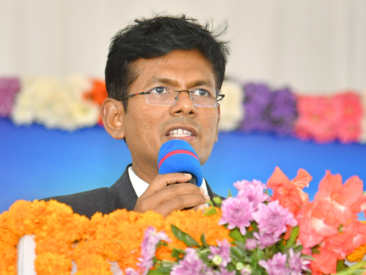 వెలిగొండ ప్రాజెక్టును జాతికి అంకితం చేసిన సీఎం జగన్‌ (ఫొటోలు) | AP CM YS Jagan Prakasam District ...